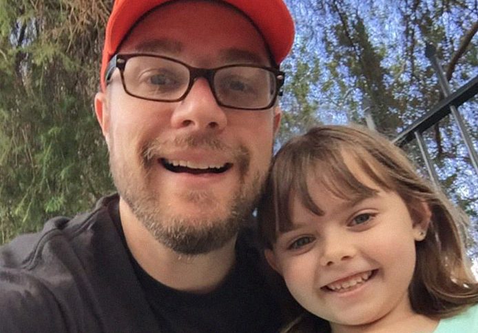 Dad shares hilarious post about his public diarrhoea disaster with 4 ...