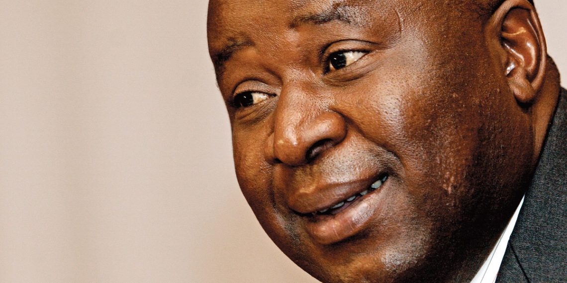 Tito Mboweni sworn in as new South Africa finance minister
