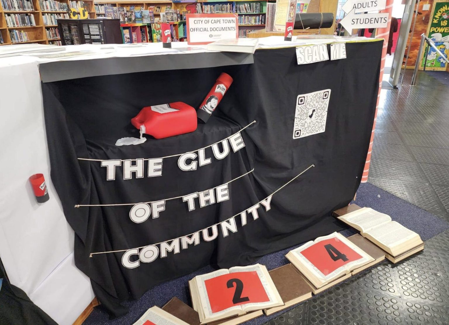 Libraries Get Dressed Up for National Library Week!